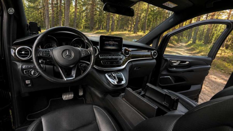 Black Mercedes-Benz V 250 2019 in Birzai, with an engine capacity of 2.14 L and mileage of 268 thousand km for 38500 €, photo 20 on AUTOMOTO.COM.LV