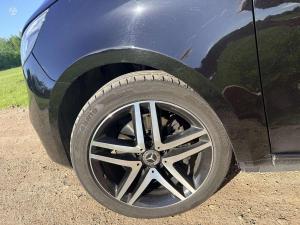 Black Mercedes-Benz V 250 2019 in Vilnius, with an engine capacity of 1.95 L and mileage of 260 thousand km for 25700 €, photo 10 on AUTOMOTO.COM.LV