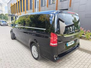 Black Mercedes-Benz V 250 2019 in Taurage, with an engine capacity of 2.00 L and mileage of 350 thousand km for 25400 €, photo 4 on AUTOMOTO.COM.LV