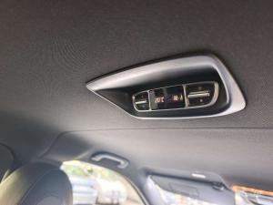 Black Mercedes-Benz V 250 2019 in Taurage, with an engine capacity of 2.00 L and mileage of 350 thousand km for 25400 €, photo 18 on AUTOMOTO.COM.LV