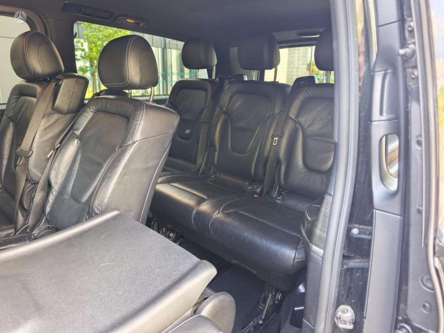 Black Mercedes-Benz V 250 2019 in Taurage, with an engine capacity of 2.00 L and mileage of 350 thousand km for 25400 €, photo 24 on AUTOMOTO.COM.LV