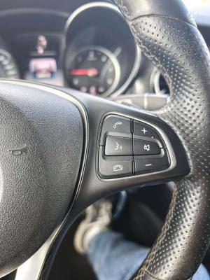 Black Mercedes-Benz V 250 2019 in Taurage, with an engine capacity of 2.00 L and mileage of 350 thousand km for 25400 €, photo 32 on AUTOMOTO.COM.LV