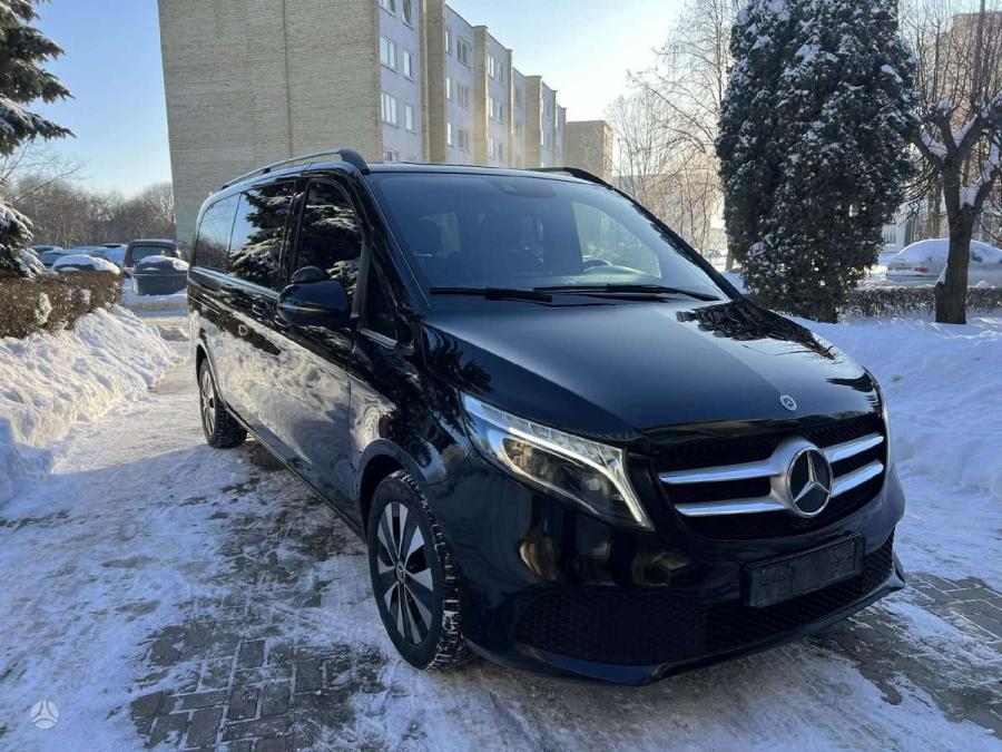 Melns Mercedes-Benz V 250 2021 Šauļi, ar dzinēja tilpumu 2.00 L un nobraukumu 450 tūkst. km par 24500 €, foto 1 vietnē AUTOMOTO.COM.LV