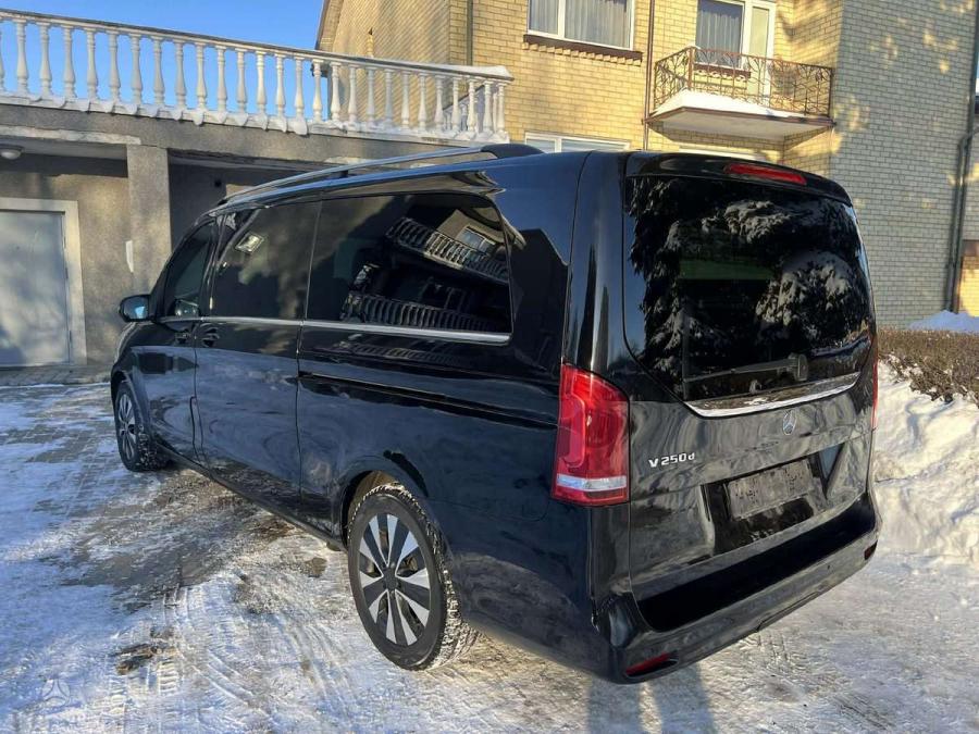 Melns Mercedes-Benz V 250 2021 Šauļi, ar dzinēja tilpumu 2.00 L un nobraukumu 450 tūkst. km par 24500 €, foto 7 vietnē AUTOMOTO.COM.LV