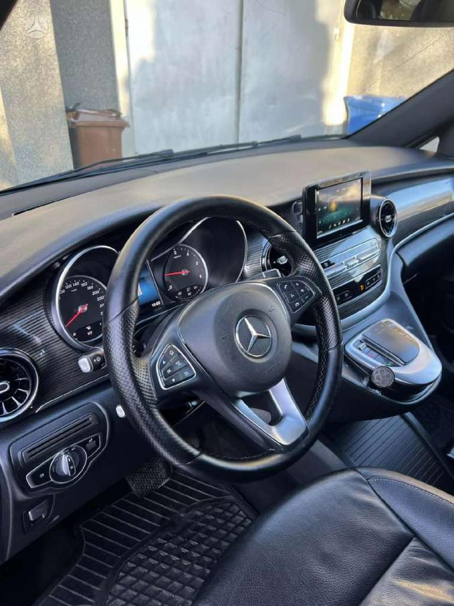Melns Mercedes-Benz V 250 2021 Šauļi, ar dzinēja tilpumu 2.00 L un nobraukumu 450 tūkst. km par 24500 €, foto 14 vietnē AUTOMOTO.COM.LV