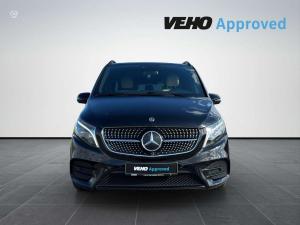 Black Mercedes-Benz V 250 2023 in Kaunas, with an engine capacity of 1.95 L and mileage of 129 thousand km for 49875 €, photo 4 on AUTOMOTO.COM.LV