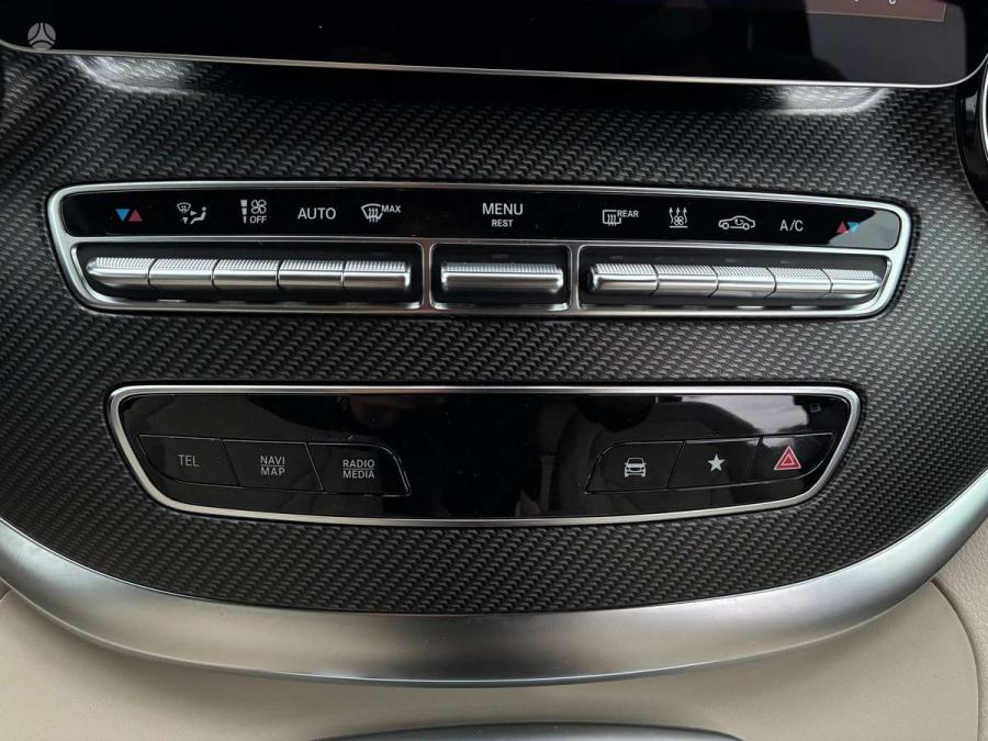 Black Mercedes-Benz V 250 2023 in Kaunas, with an engine capacity of 1.95 L and mileage of 129 thousand km for 49875 €, photo 27 on AUTOMOTO.COM.LV