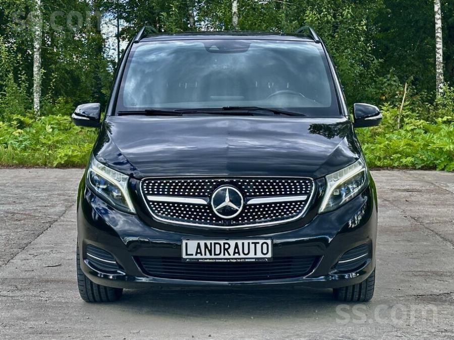 Black Mercedes-Benz V 250 2014 in Tukums, with an engine capacity of 2.20 L and mileage of 291 thousand km for 27900 €, photo 3 on AUTOMOTO.COM.LV