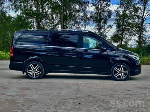 Black Mercedes-Benz V 250 2014 in Tukums, with an engine capacity of 2.20 L and mileage of 291 thousand km for 27900 €, photo 5 on AUTOMOTO.COM.LV