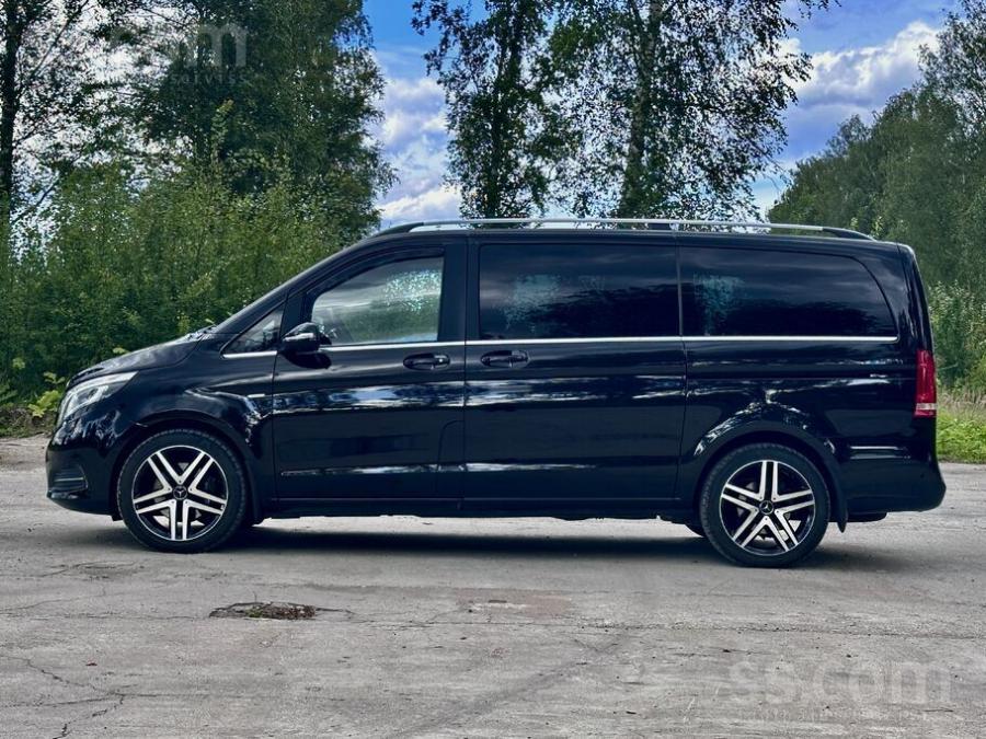 Black Mercedes-Benz V 250 2014 in Tukums, with an engine capacity of 2.20 L and mileage of 291 thousand km for 27900 €, photo 9 on AUTOMOTO.COM.LV