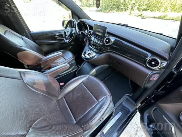 Black Mercedes-Benz V 250 2014 in Tukums, with an engine capacity of 2.20 L and mileage of 291 thousand km for 27900 €, photo 10 on AUTOMOTO.COM.LV