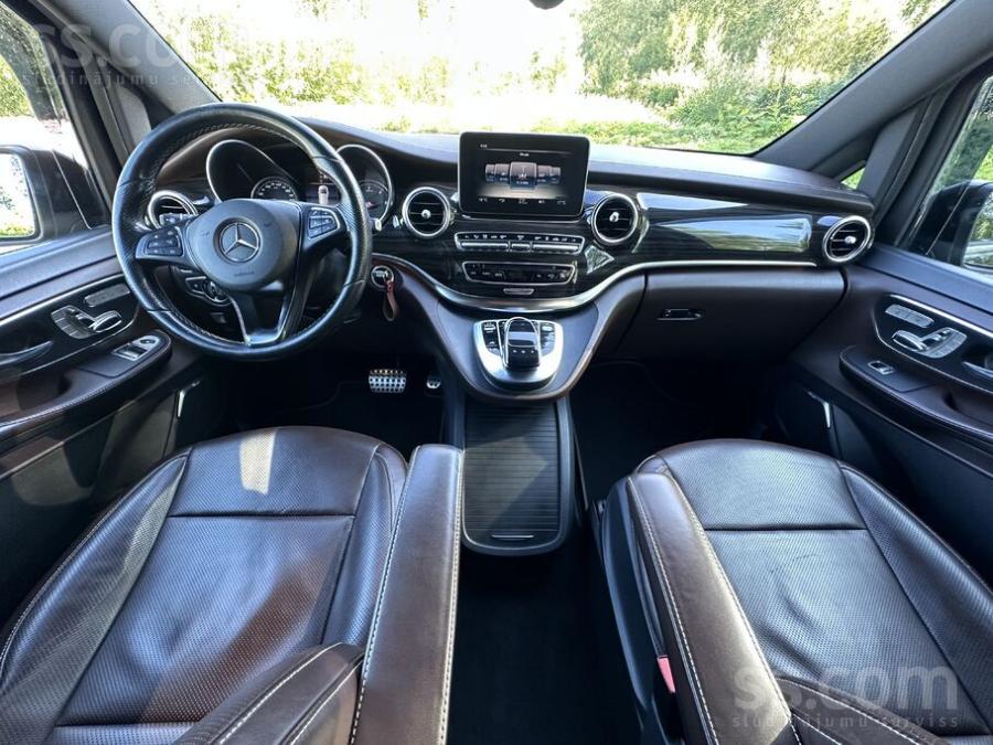 Black Mercedes-Benz V 250 2014 in Tukums, with an engine capacity of 2.20 L and mileage of 291 thousand km for 27900 €, photo 12 on AUTOMOTO.COM.LV