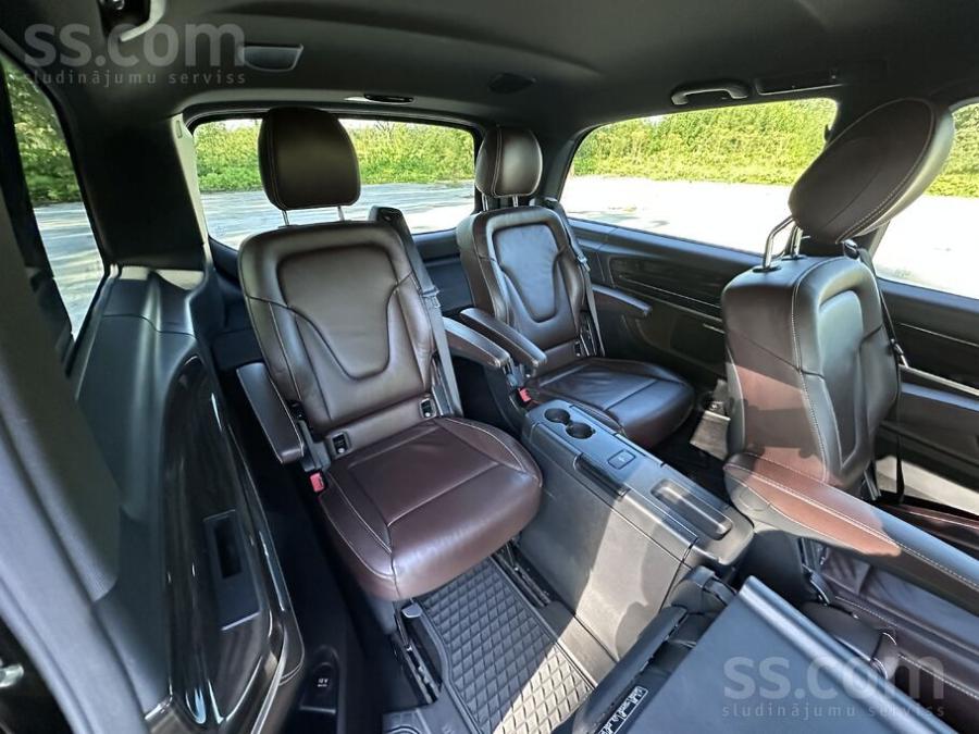 Black Mercedes-Benz V 250 2014 in Tukums, with an engine capacity of 2.20 L and mileage of 291 thousand km for 27900 €, photo 14 on AUTOMOTO.COM.LV