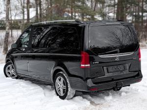 Black Mercedes-Benz V 250 2014 in Jurmala, with an engine capacity of 2.10 L and mileage of 0 thousand km for 17750 €, photo 4 on AUTOMOTO.COM.LV