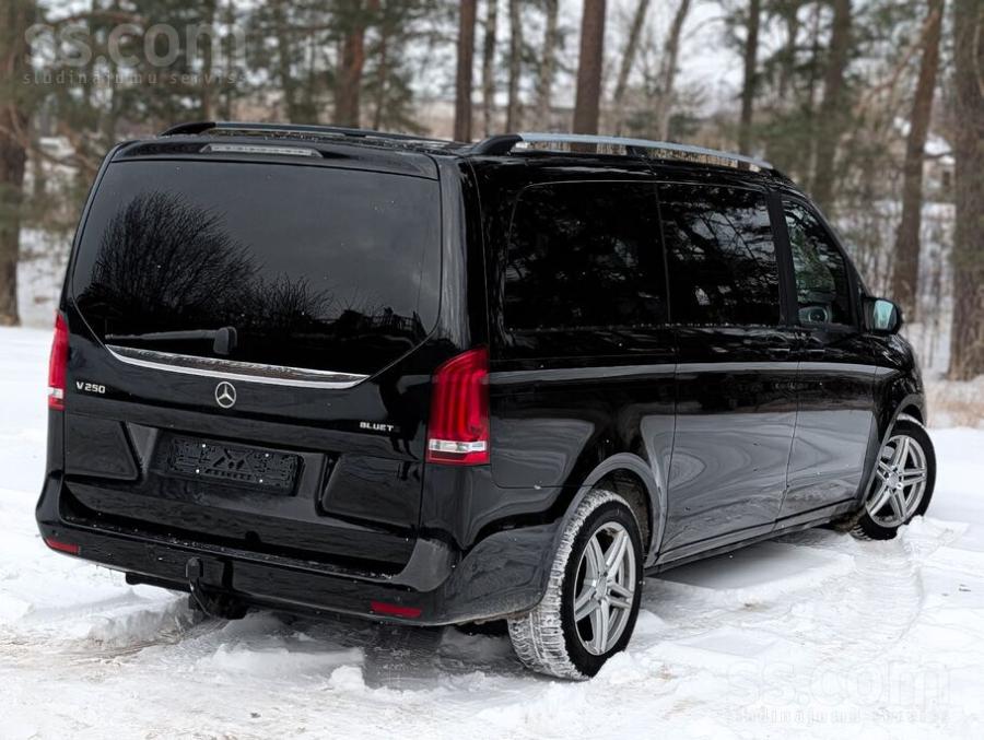 Black Mercedes-Benz V 250 2014 in Jurmala, with an engine capacity of 2.10 L and mileage of 0 thousand km for 17750 €, photo 5 on AUTOMOTO.COM.LV