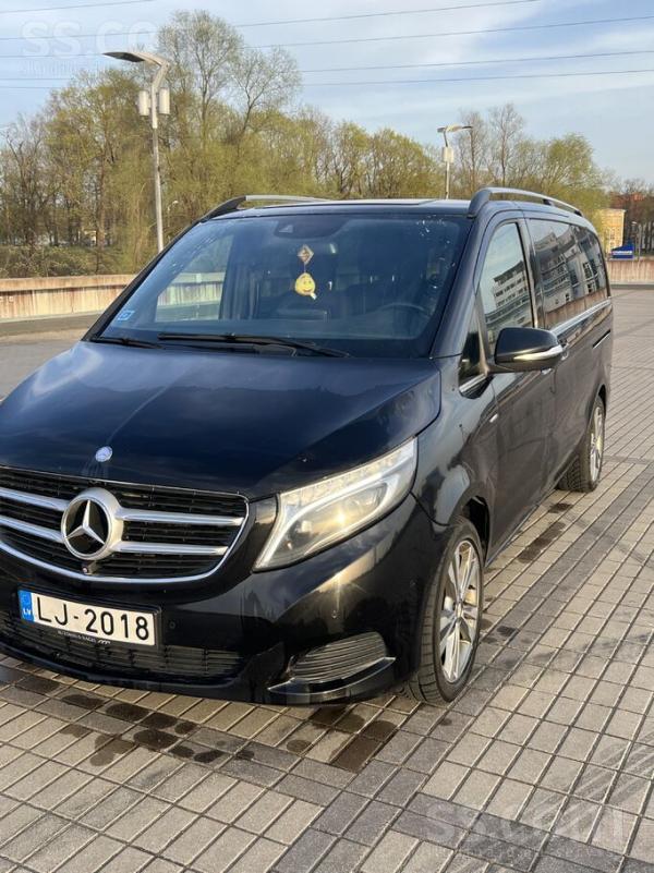 Melns Mercedes-Benz V 250 2015 Rīga, ar dzinēja tilpumu 2.20 L un nobraukumu 375 tūkst. km par 23666 €, foto 2 vietnē AUTOMOTO.COM.LV