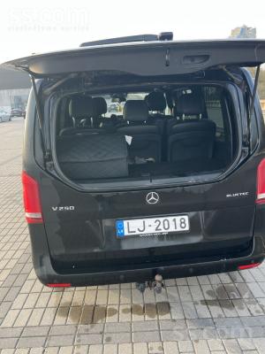 Melns Mercedes-Benz V 250 2015 Rīga, ar dzinēja tilpumu 2.20 L un nobraukumu 375 tūkst. km par 23666 €, foto 4 vietnē AUTOMOTO.COM.LV