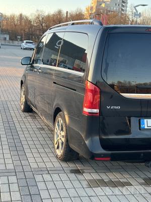 Melns Mercedes-Benz V 250 2015 Rīga, ar dzinēja tilpumu 2.20 L un nobraukumu 382 tūkst. km par 19200 €, foto 5 vietnē AUTOMOTO.COM.LV