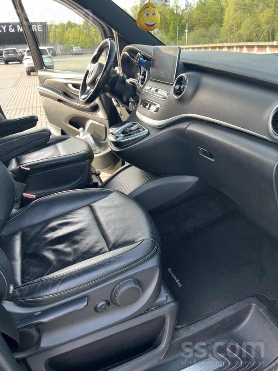 Melns Mercedes-Benz V 250 2015 Rīga, ar dzinēja tilpumu 2.20 L un nobraukumu 382 tūkst. km par 19200 €, foto 14 vietnē AUTOMOTO.COM.LV
