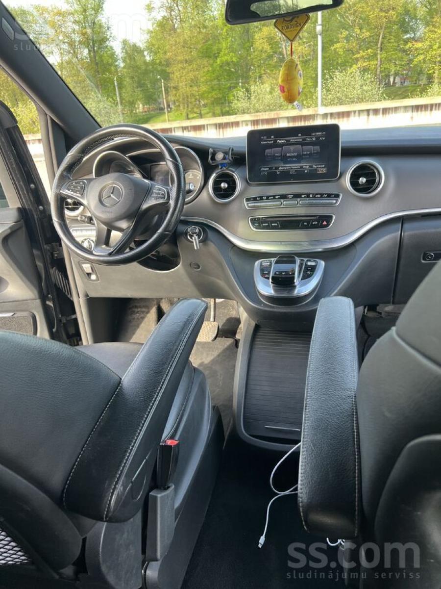 Melns Mercedes-Benz V 250 2015 Rīga, ar dzinēja tilpumu 2.20 L un nobraukumu 382 tūkst. km par 19200 €, foto 17 vietnē AUTOMOTO.COM.LV