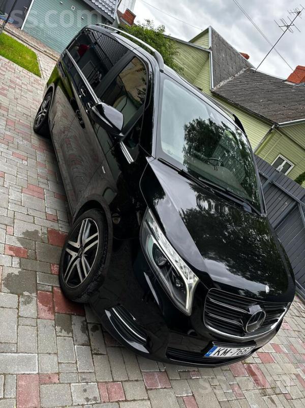 Melns Mercedes-Benz V 250 2015 Jēkabpils, ar dzinēja tilpumu 2.20 L un nobraukumu 196 tūkst. km par 28640 €, foto 4 vietnē AUTOMOTO.COM.LV