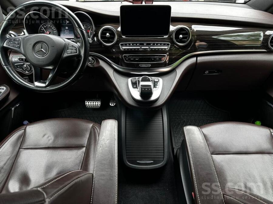 Melns Mercedes-Benz V 250 2015 Jēkabpils, ar dzinēja tilpumu 2.20 L un nobraukumu 196 tūkst. km par 28640 €, foto 10 vietnē AUTOMOTO.COM.LV