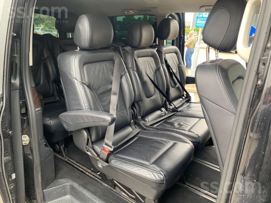 Black Mercedes-Benz V 250 2015 in Riga, with an engine capacity of 2.20 L and mileage of 289 thousand km for 18900 €, photo 10 on AUTOMOTO.COM.LV