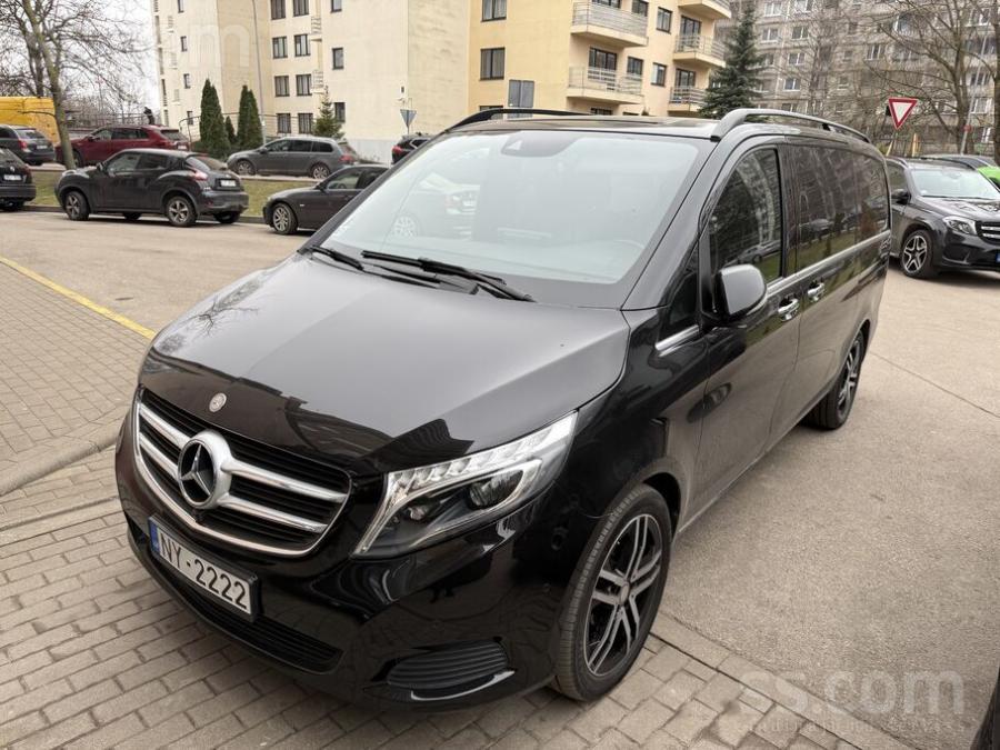 Melns Mercedes-Benz V 250 2016 Rīga, ar dzinēja tilpumu 2.50 L un nobraukumu 335 tūkst. km par 29900 €, foto 1 vietnē AUTOMOTO.COM.LV
