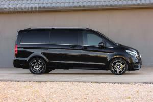 Black Mercedes-Benz V 250 2017 in Jelgava, with an engine capacity of 2.10 L and mileage of 79 thousand km for 40000 €, photo 5 on AUTOMOTO.COM.LV