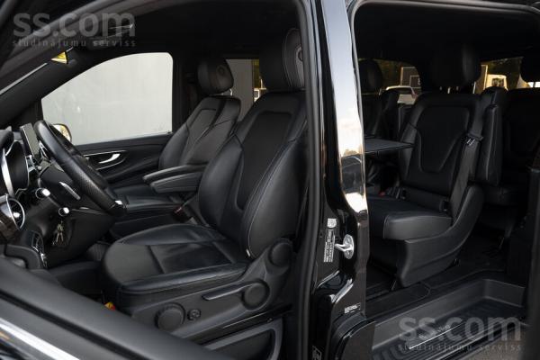 Black Mercedes-Benz V 250 2017 in Jelgava, with an engine capacity of 2.10 L and mileage of 79 thousand km for 40000 €, photo 7 on AUTOMOTO.COM.LV