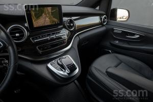 Black Mercedes-Benz V 250 2017 in Jelgava, with an engine capacity of 2.10 L and mileage of 79 thousand km for 40000 €, photo 18 on AUTOMOTO.COM.LV