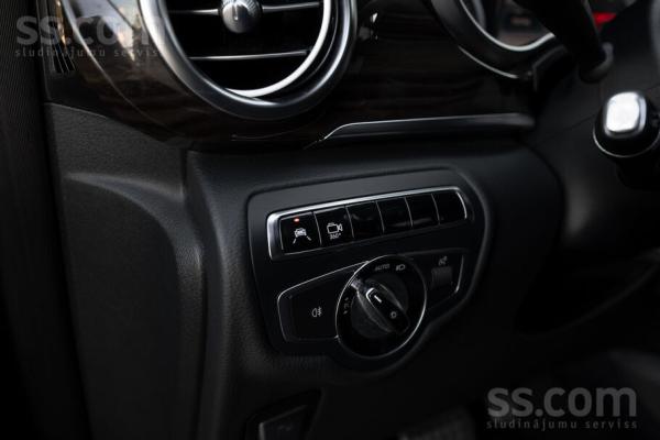 Melns Mercedes-Benz V 250 2017 Jelgava, ar dzinēja tilpumu 2.10 L un nobraukumu 79 tūkst. km par 40000 €, foto 9 vietnē AUTOMOTO.COM.LV