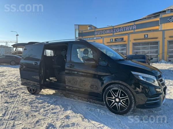Melns Mercedes-Benz V 250 2017 Jūrmala, ar dzinēja tilpumu 2.00 L un nobraukumu 134 tūkst. km par 32500 €, foto 2 vietnē AUTOMOTO.COM.LV