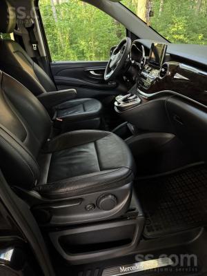 Melns Mercedes-Benz V 250 2017 Rīga, ar dzinēja tilpumu 2.50 L un nobraukumu 183 tūkst. km par 27000 €, foto 12 vietnē AUTOMOTO.COM.LV