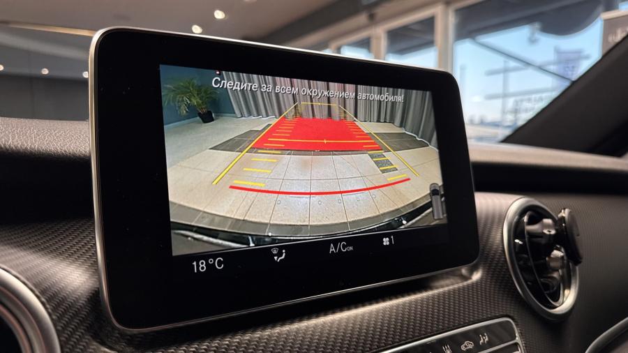 Black Mercedes-Benz V 250 2017 in Riga, with an engine capacity of 2.00 L and mileage of 134 thousand km for 27190 €, photo 19 on AUTOMOTO.COM.LV