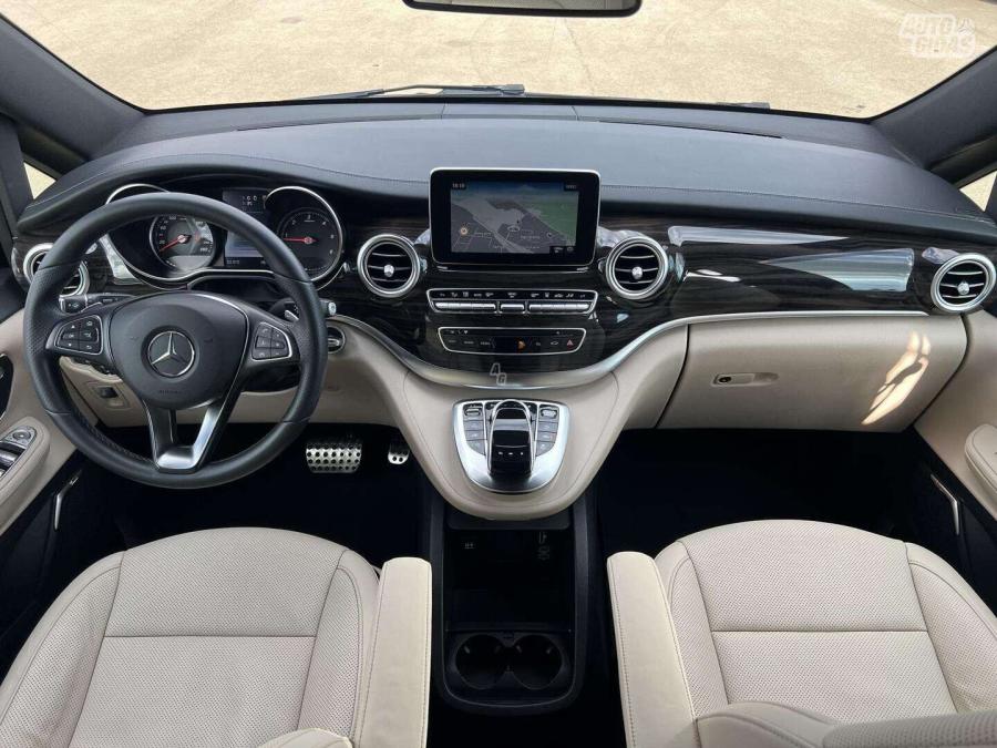 Black Mercedes-Benz V 250 2017 in Kaunas, with an engine capacity of 2.10 L and mileage of 300 thousand km for 29450 €, photo 16 on AUTOMOTO.COM.LV