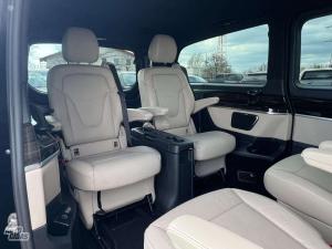 Black Mercedes-Benz V 250 2017 in Kaunas, with an engine capacity of 2.10 L and mileage of 300 thousand km for 29450 €, photo 30 on AUTOMOTO.COM.LV