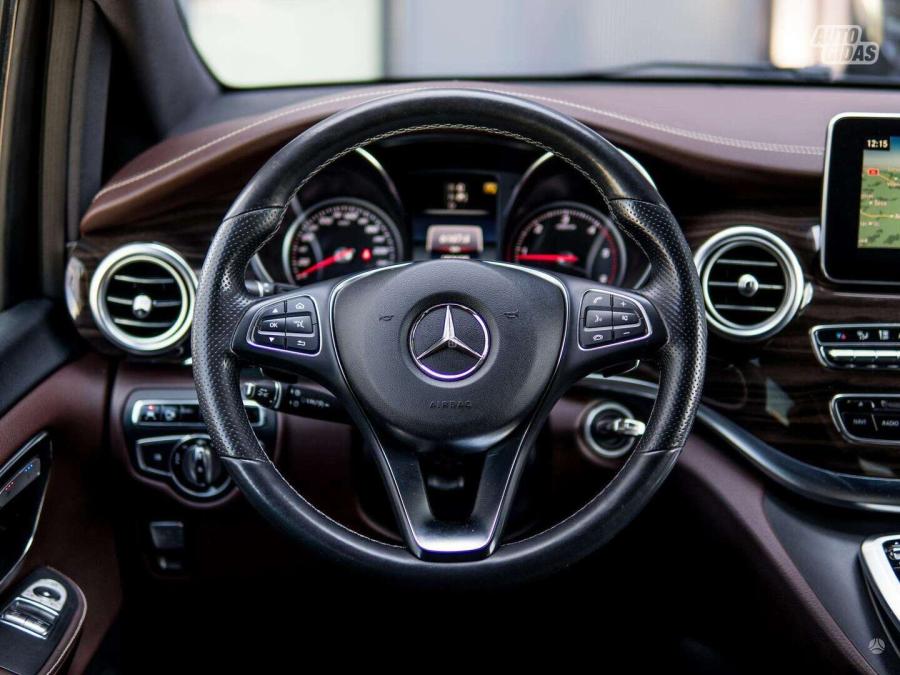 Black Mercedes-Benz V 250 2017 in Kaunas, with an engine capacity of 2.10 L and mileage of 183 thousand km for 38950 €, photo 19 on AUTOMOTO.COM.LV