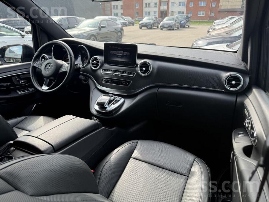 Black Mercedes-Benz V 250 2017 in Jelgava, with an engine capacity of 2.20 L and mileage of 0 thousand km for 33000 €, photo 11 on AUTOMOTO.COM.LV