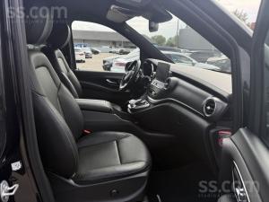 Black Mercedes-Benz V 250 2017 in Jelgava, with an engine capacity of 2.20 L and mileage of 0 thousand km for 33000 €, photo 12 on AUTOMOTO.COM.LV