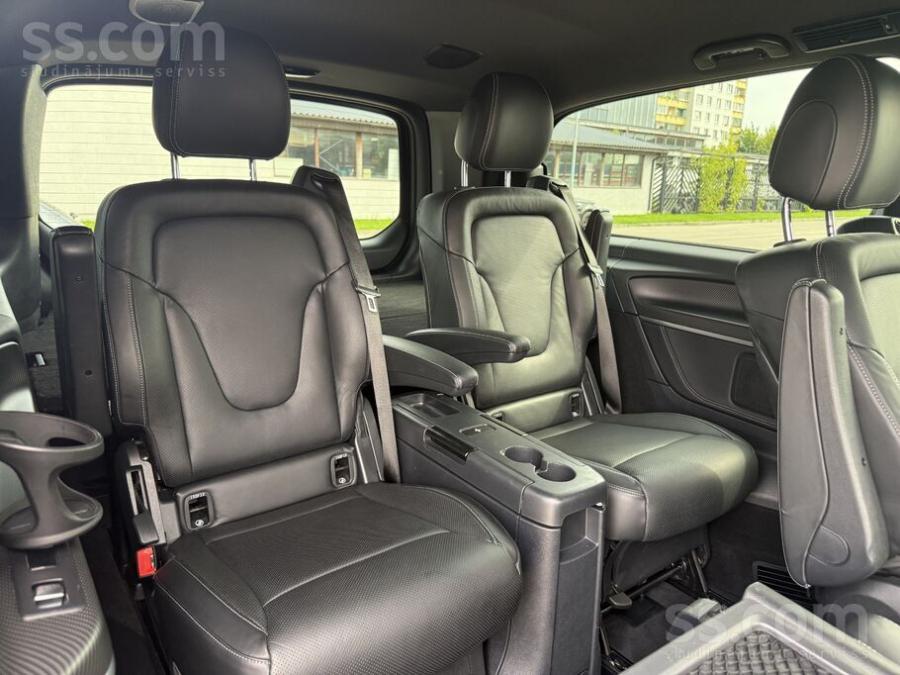 Black Mercedes-Benz V 250 2017 in Jelgava, with an engine capacity of 2.20 L and mileage of 0 thousand km for 33000 €, photo 14 on AUTOMOTO.COM.LV