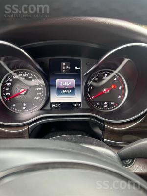 Black Mercedes-Benz V 250 2017 in Daugavpils, with an engine capacity of 2.10 L and mileage of 203 thousand km for 32000 €, photo 10 on AUTOMOTO.COM.LV