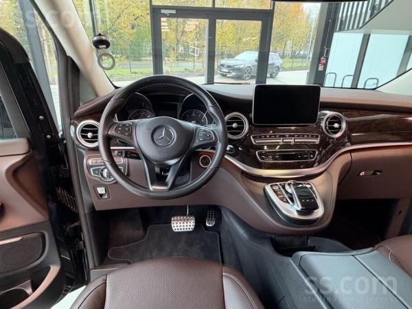 Melns Mercedes-Benz V 250 2017 Rīga, ar dzinēja tilpumu 2.10 L un nobraukumu 37 tūkst. km par 54300 €, foto 8 vietnē AUTOMOTO.COM.LV