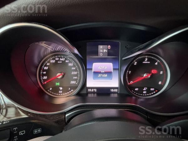 Melns Mercedes-Benz V 250 2017 Rīga, ar dzinēja tilpumu 2.10 L un nobraukumu 37 tūkst. km par 54300 €, foto 9 vietnē AUTOMOTO.COM.LV