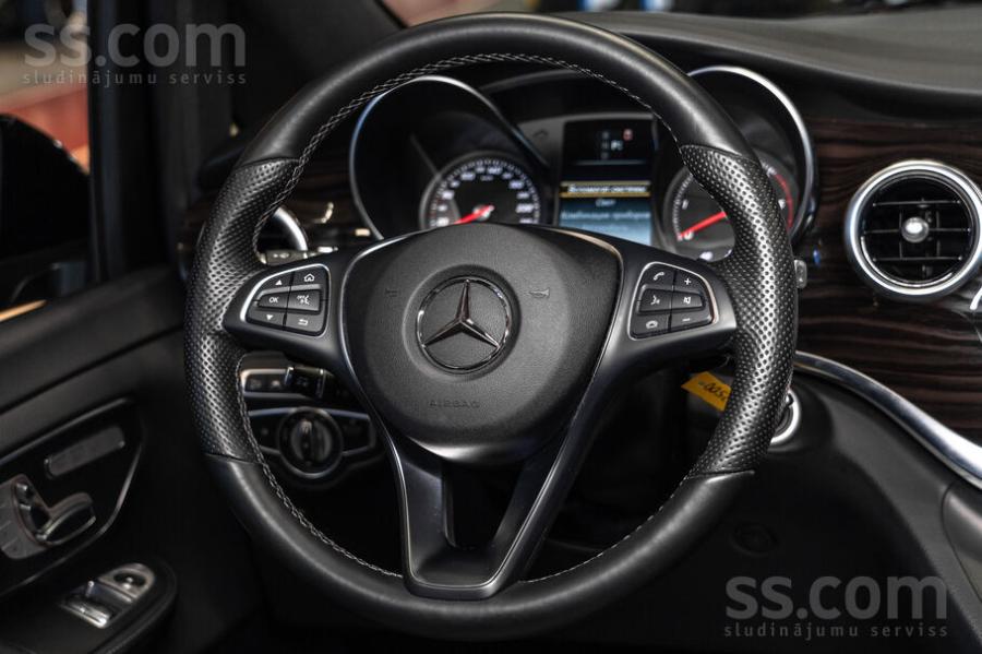 Melns Mercedes-Benz V 250 2019 Rīga, ar dzinēja tilpumu 2.10 L un nobraukumu 98 tūkst. km par 51900 €, foto 9 vietnē AUTOMOTO.COM.LV