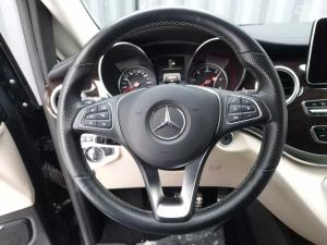 Black Mercedes-Benz V 250 2019 in Vilnius, with an engine capacity of 2.10 L and mileage of 50 thousand km for 47900 €, photo 11 on AUTOMOTO.COM.LV