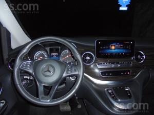 Melns Mercedes-Benz V 250 2021 Rīga, ar dzinēja tilpumu 2.00 L un nobraukumu 12 tūkst. km par 61500 €, foto 3 vietnē AUTOMOTO.COM.LV