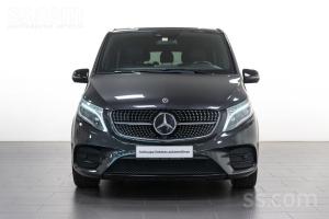 Black Mercedes-Benz V 250 2021 in Riga, with an engine capacity of 2.00 L and mileage of 119 thousand km for 42500 €, photo 4 on AUTOMOTO.COM.LV