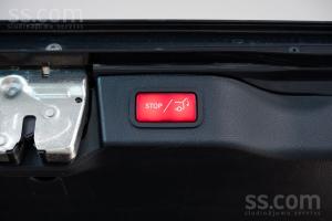 Black Mercedes-Benz V 250 2021 in Riga, with an engine capacity of 2.00 L and mileage of 119 thousand km for 42500 €, photo 20 on AUTOMOTO.COM.LV