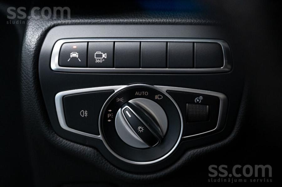 Black Mercedes-Benz V 250 2021 in Riga, with an engine capacity of 2.00 L and mileage of 119 thousand km for 42500 €, photo 25 on AUTOMOTO.COM.LV